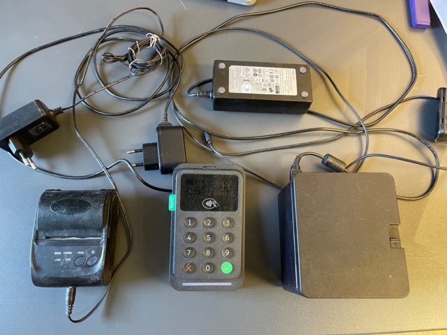 1 receipt printer Star C-Print2, 1 Izettle payment terminal, 1 printer ...