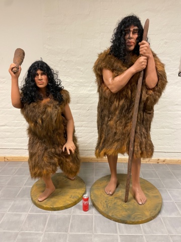 Cavemen - PS Auction - We value the future - Largest in net auctions