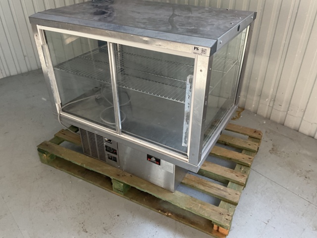 Small refrigerated display bench model - PS Auction - We value the ...