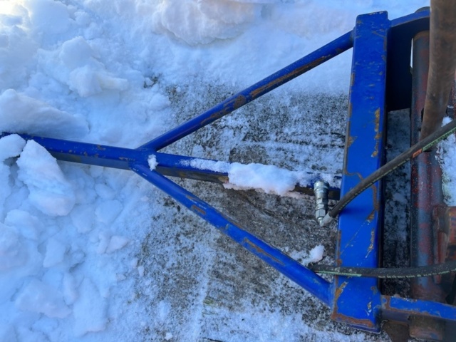 Crane arm 4 meters Trim mount - PS Auction - We value the future ...