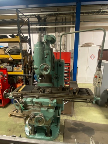Universal milling machine Köping VF20 - PS Auction - We value the ...