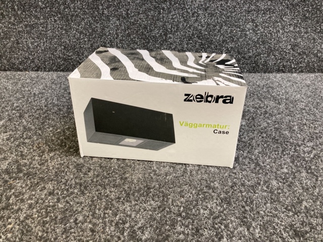 5st väggarmaturer Zebra Case 1x4W, 3000K, IP55 - Auktioner online - Nätauktioner ...