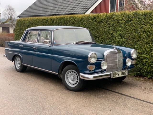 Mercedes-Benz 200 D - 1967 - PS Auction - We value the future - Largest ...
