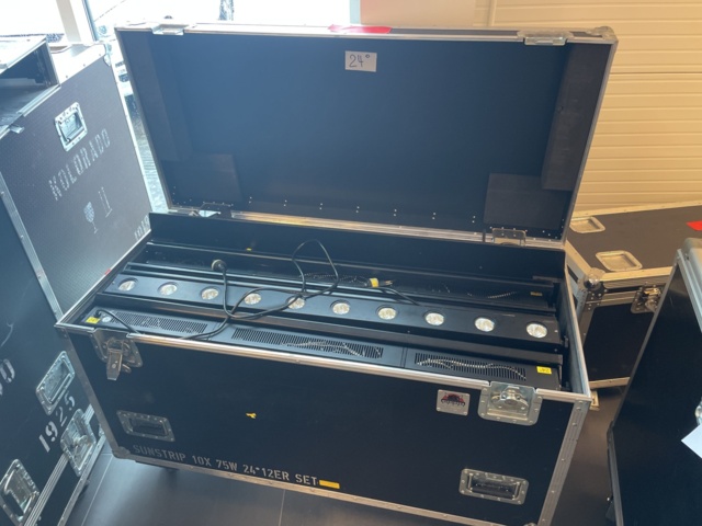 Sunstrip Tricorno light ramps, approx. 11 pieces - PS Auction - We ...