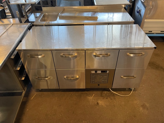 Bar cooler bench with 7 drawers, the lower ones are deeper for storing ...