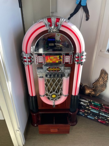 Jukebox Time - PS Auction - We value the future - Largest in net auctions