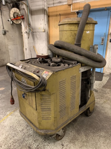 Industrial vacuum cleaner CFM 3707 - PS Auction - We value the future ...