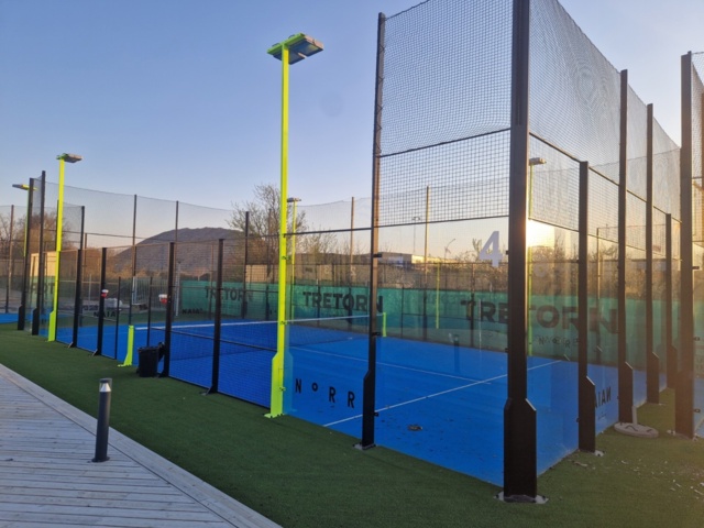 Padelbana Unisport PRO, dubbel, utomhus, 2021 (bana 4) - PS Auction ...