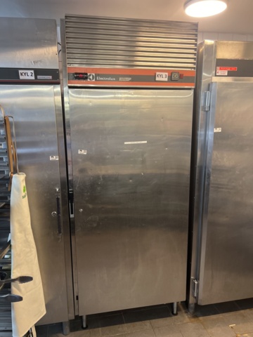 Stainless steel fridge - PS Auction - We value the future - Largest in ...
