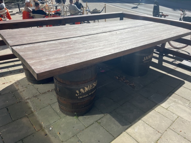 Outdoor furniture - PS Auction - We value the future - Largest in net ...