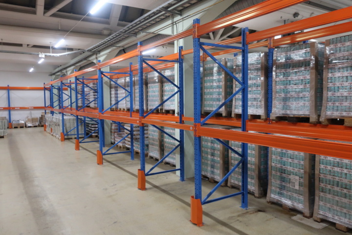8 sections of pallet racking - 9 ends and 30 beams - PS Auction - We ...