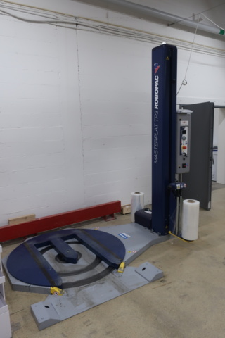 Sträckfilmsmaskin/ pallinplastare, Robopac Masterplat plus TP3 -2021 - Auktioner online ...