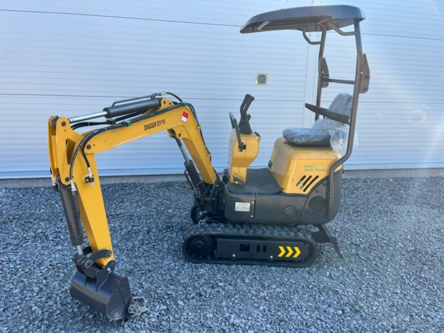 Mini excavator Crawler Exavator DY10 1000kg - 2022 - PS Auction - We ...