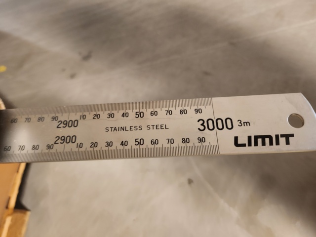 Limit Steel scale 3000 mm (297) - PS Auction - We value the future ...