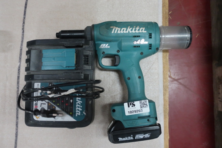 Pop rivet gun, Makita LXT DRV150 - PS Auction - We value the future ...