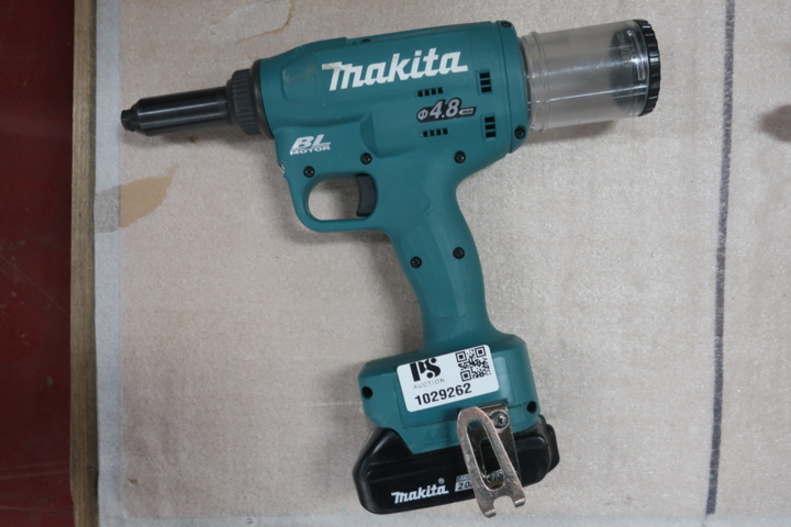 Pop rivet gun, Makita LXT DRV150 - PS Auction - We value the future ...