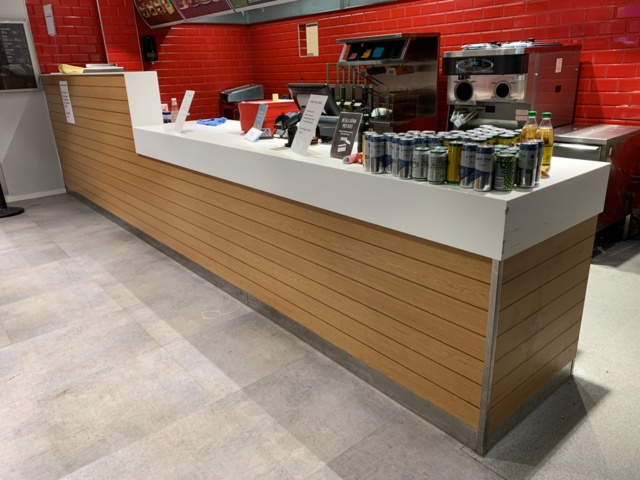 Cash desk with covering wall for preparation bench - PS Auction - We ...