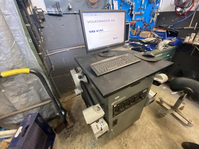 Beissbarth VAS 6141, Tire machine - PS Auction - We value the future ...