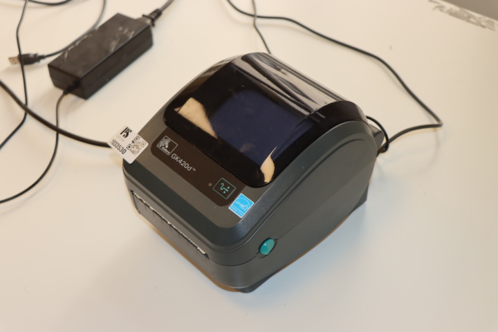 Zebra GK420d etikettskrivare - Auktioner online - Nätauktioner ...