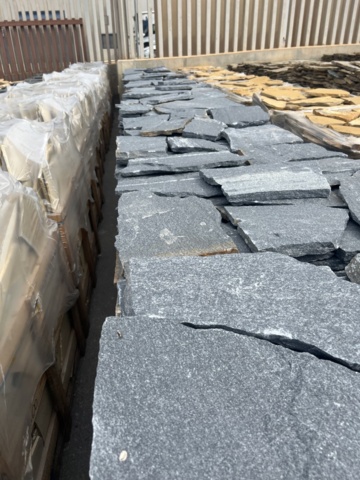 Granite slate 27 square meters - PS Auction - We value the future ...