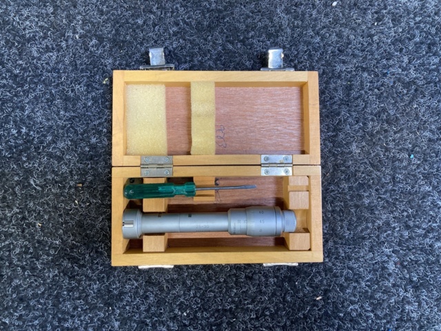 3-point micrometer Intrimic 25-30 mm - PS Auction - We value the future ...