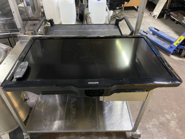 Menydisplay 42 tum Philips inkl kontroll - Auktioner online ...