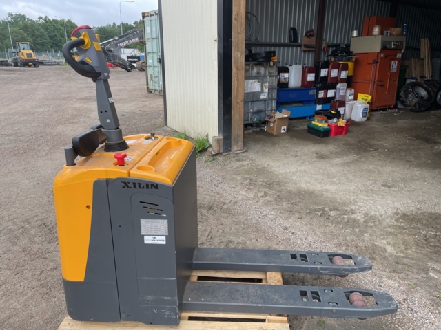 Pallet stacker/low lifter Xilin CBD20R-11 - PS Auction - We value the ...