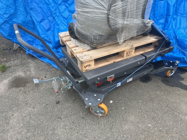 Lifting table on wheels, Blitz, 1000kg - PS Auction - We value the ...