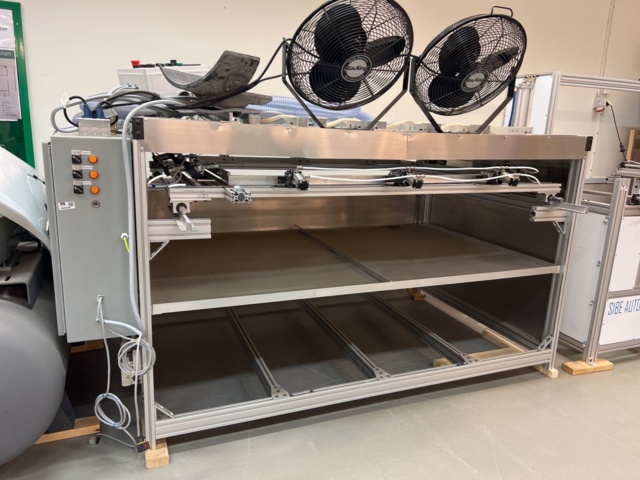 Vacuum forming machine Sibe Automation, 3 parts - PS Auction - We value ...