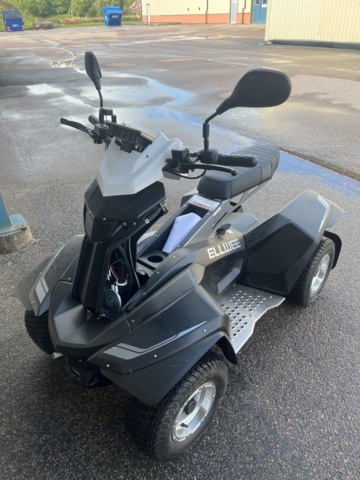 Electric quad bike Ellwee test vehicle 3 pcs - PS Auction - We value ...