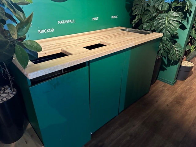 Waste furniture - PS Auction - We value the future - Largest in net ...