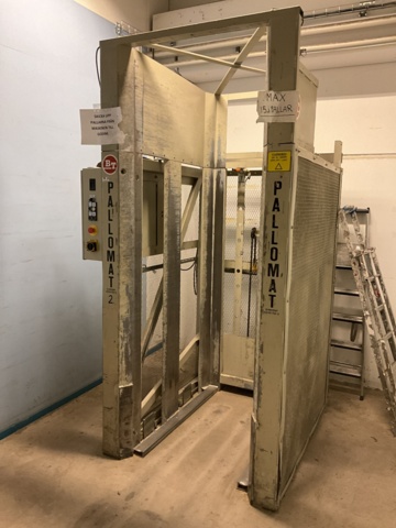 BT Pallomat with control cabinet - PS Auction - We value the future ...