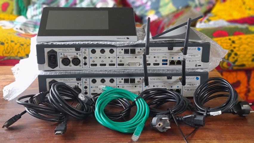 Video conference system StarLeaf Teamline 5250 with 3 touchscreens - PS ...