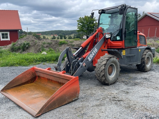 Everun ER416 Wheel loader with grading bucket and forks - PS Auction ...