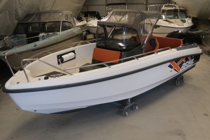 Bella 600R with Mercury 150hp -2016 - PS Auction - We value the future ...