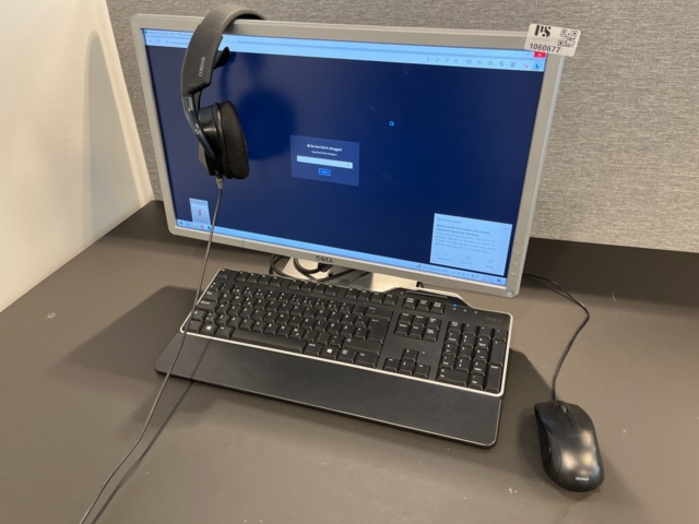 Computer, screen, keyboard, mouse and headphones - PS Auction - We ...