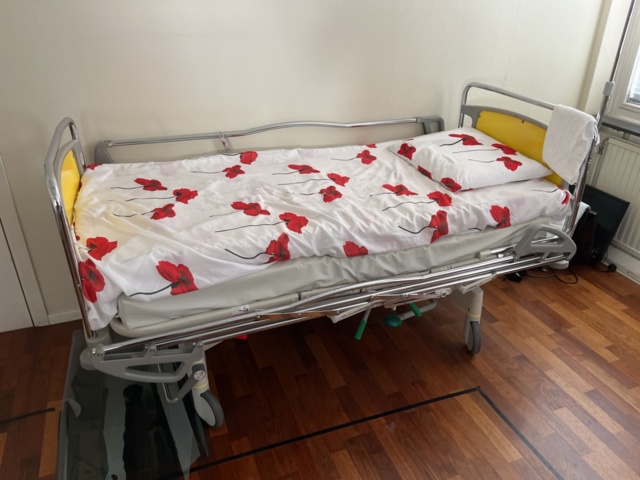 Hospital bed Merivaara - PS Auction - We value the future - Largest in ...