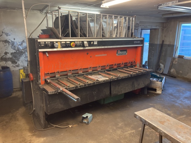 Grading scissors Amada-Promecam GTH 425 - PS Auction - We value the ...