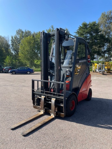 Counterweight truck Linde H250 -2006 - PS Auction - We value the future ...
