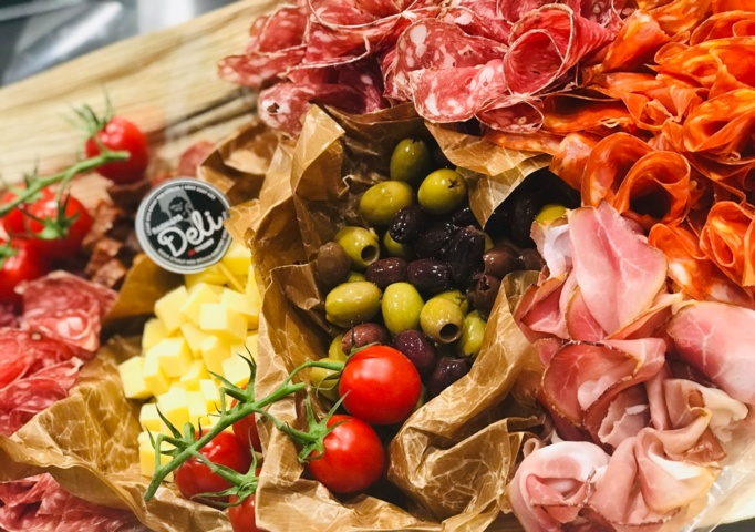 Italian buffet for 10 people - ICA Smedby - PS Auction - We value the ...