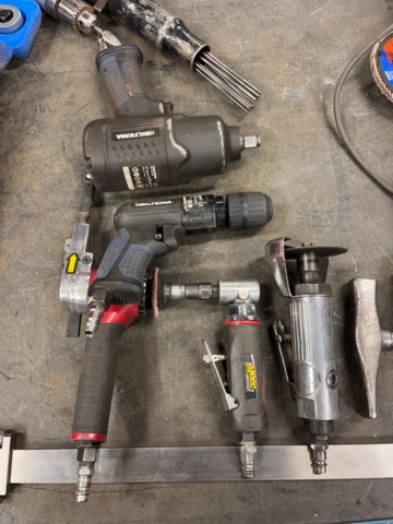 Pneumatic hand tools 7 pieces - PS Auction - We value the future ...