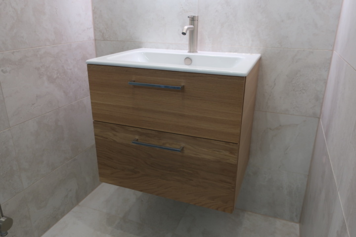 Oak bathroom commode with Macro Design mixer - PS Auction - We value ...