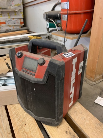 Construction radio Hilti RC 4/36-DAB - PS Auction - We value the future ...