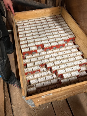 Pallet with Wurth mounting screw 4.2x13 - PS Auction - We value the ...