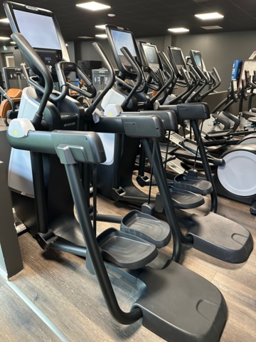 Crosstrainer Precor AMT 12 885, 1st - Auktioner online - Nätauktioner ...