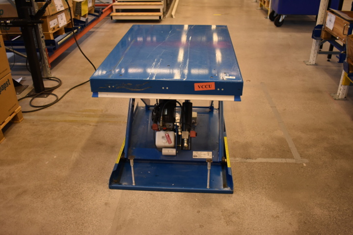 Hymo lift table 1000kg - PS Auction - We value the future - Largest in ...