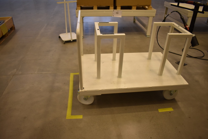 Fixture trolley with solid wheels - PS Auction - We value the future ...