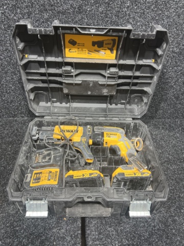 Automatic screwdriver DeWalt DCF620 / DCF 6202 - PS Auction - We value ...
