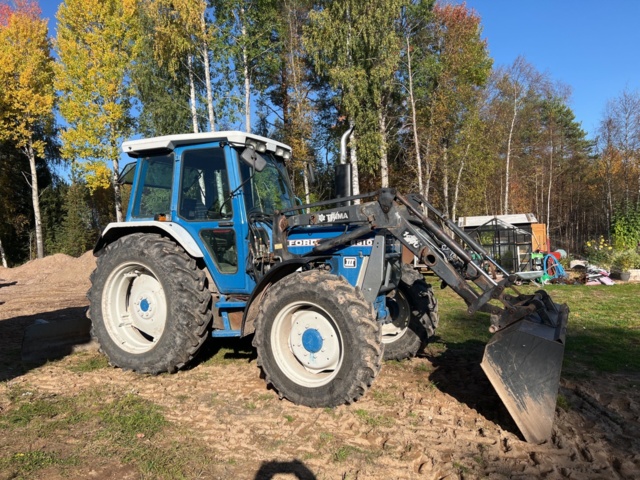 Ford 6810 with trim loader 1420 - PS Auction - We value the future ...