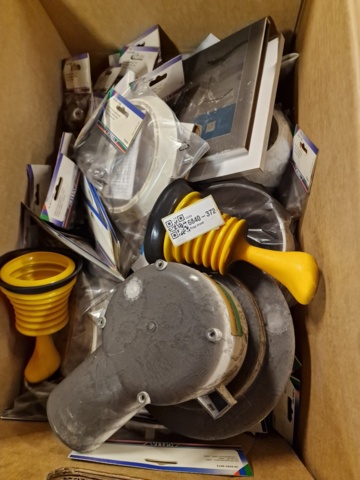 Sortiment med vvs delar - PS Auction - We value the future - Largest in ...